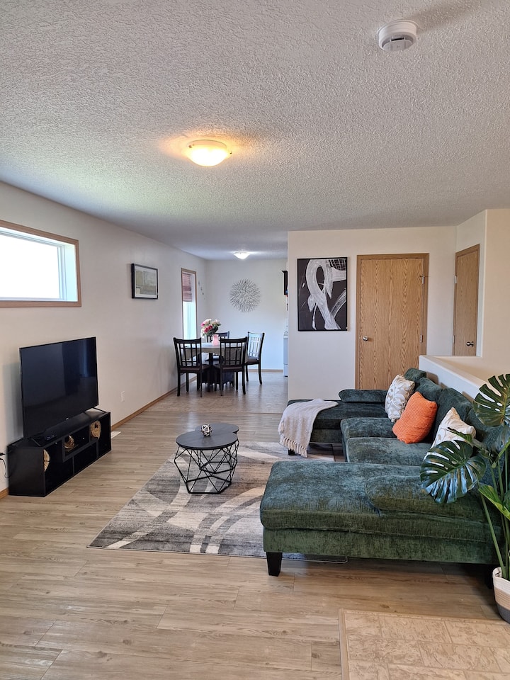Cozy Home In Brandon - Brandon, MB