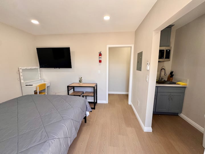 All New Private Room,bathroom And Kitchen C-4 - Rosemead, CA