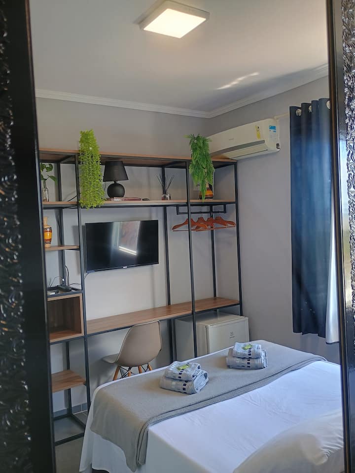 Jk 1412 No Centro Histórico De Porto Alegre - Porto Alegre