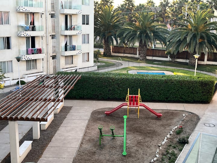 Departamento Con Piscina En Sector Puertas Del Mar - La Serena