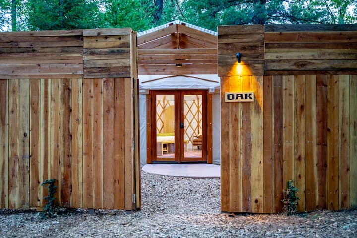 Luxury Oak Yurt Stays + Hot Tub - Nevada City, CA