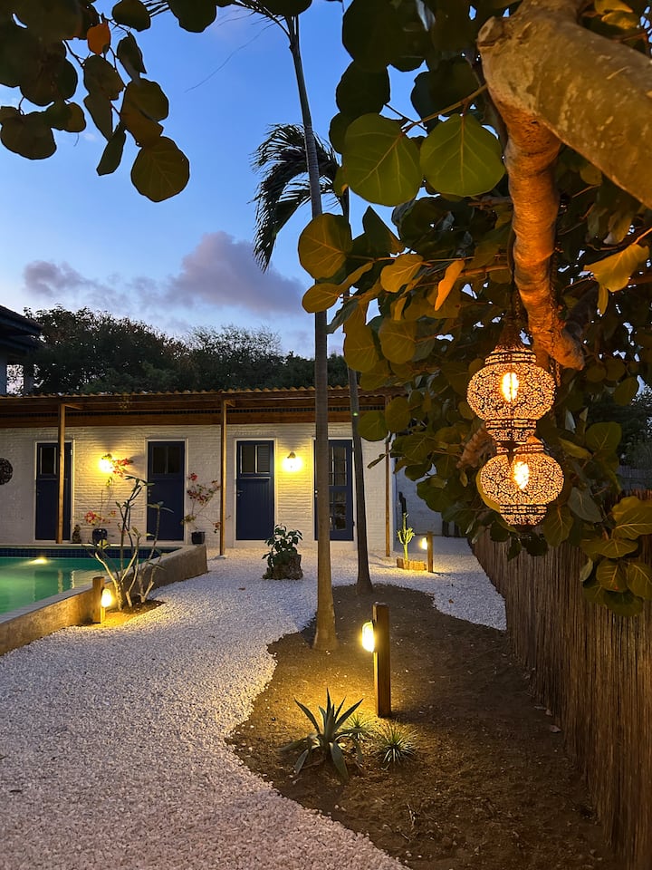Tiny House With History And Design. - Curaçao