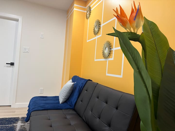 Brand New Basement Suite In Orchards Sw,edmonton - Canada