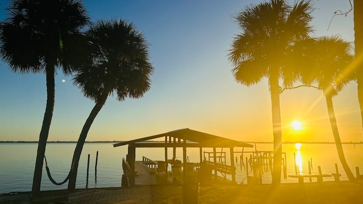 Beautiful Riverfront Home. - Indialantic, FL