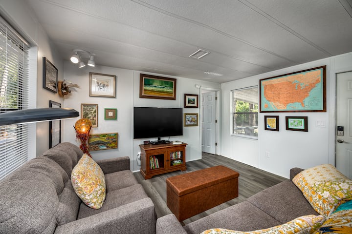 Retreat By The River W/king Bed - Gilchrist Blue Springs State Park, High Springs