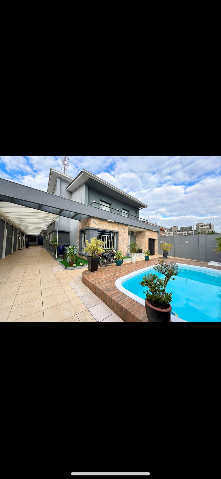 Casa Espaçosa Localização Estratégica! - Curitiba