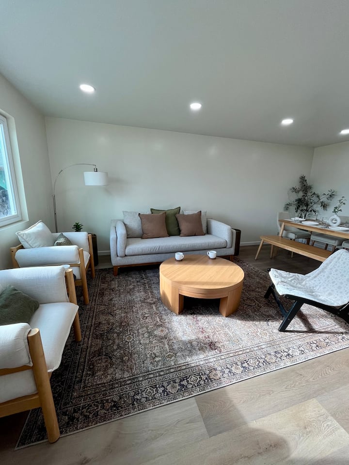 The Sun-kissed Home - Vacaville, CA