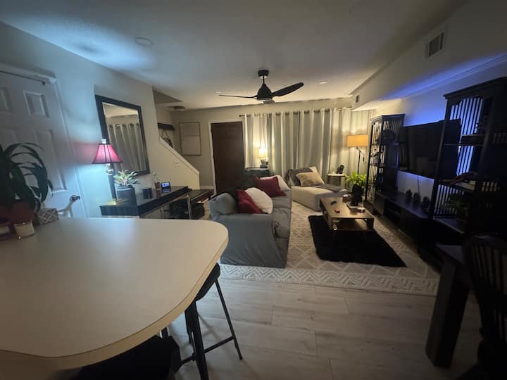 Townhouse Near Usc - Columbia, SC