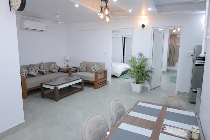 3bhk Stay Near Yashobhoomi Iicc – Calm & Spacious - Delhi, Hindistan