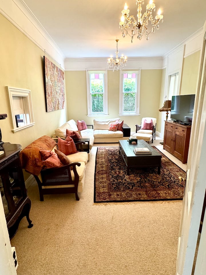 Idlehour - Central, Cosy, Classic Mountain Cottage - Katoomba