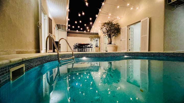 150m Praia | Roupa De Cama, Toalhas | 4 Vagas - Guarujá