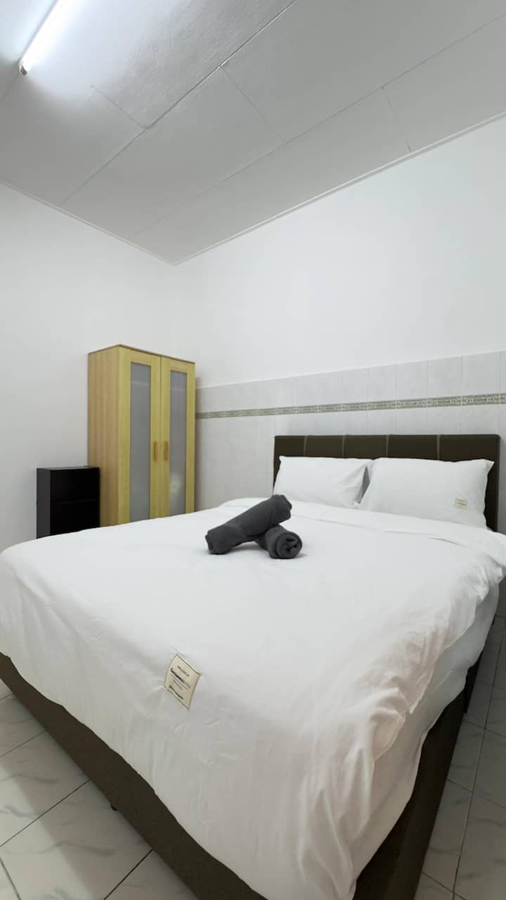 Senawang Matahari Height Stay - Senawang