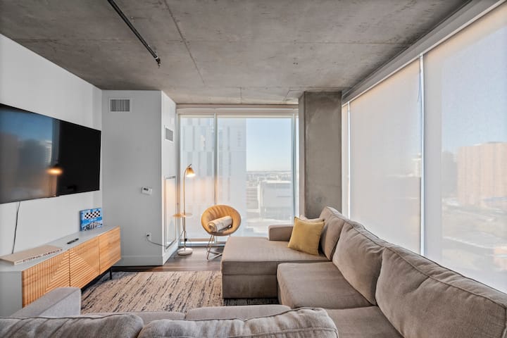 Workspace Ready-9min To Convention Center - Phoenix