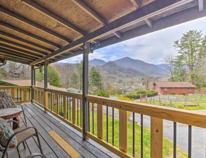 Crystalwood-cozy Cabin W/views+creek, Easy Access! - Maggie Valley, NC