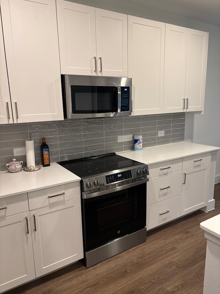 Chill 1br - Clean, Easy, Central - Missouri City, TX