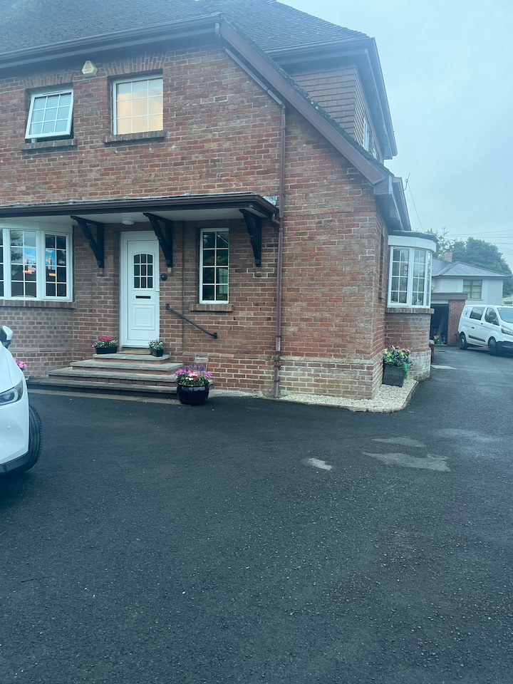 Your Place In Dergmoney - Omagh