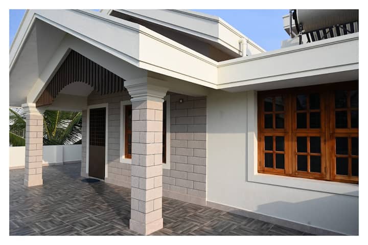 Atithi Homestay, Udupi (Deluxe Room With Bath Tub) - Udupi