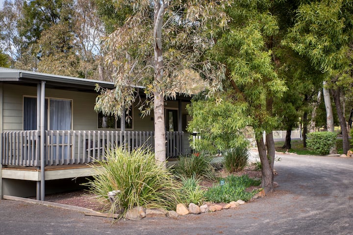 Awonga Cottages - Banksia 1br - Halls Gap