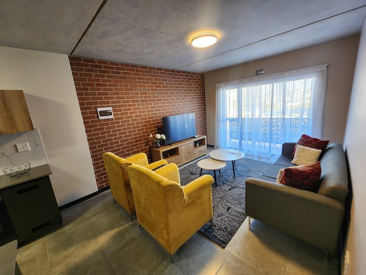 Waterfall 2bed Home Away From Home - Midrand