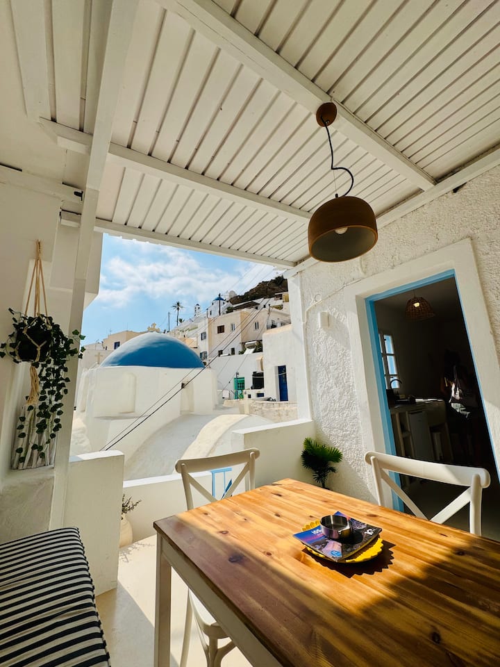 Walktheview Central Studio In Chora With Terrace - Ios