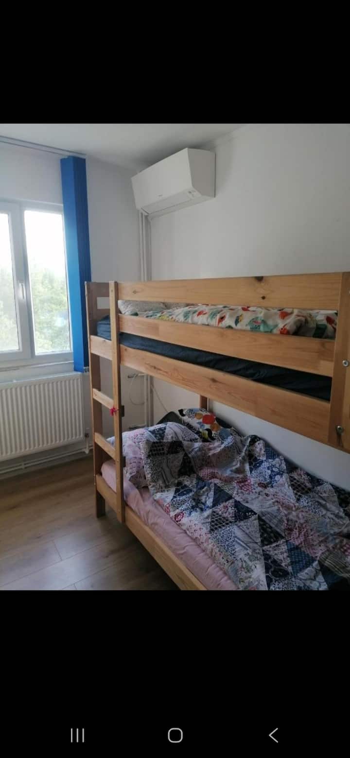 Apar 3 Camere Constanta - Constanța