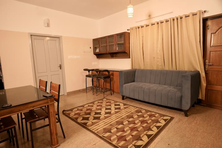 Vibenest By Serenescape | Ambient 2bhk 1f • Ac - Thiruvananthapuram