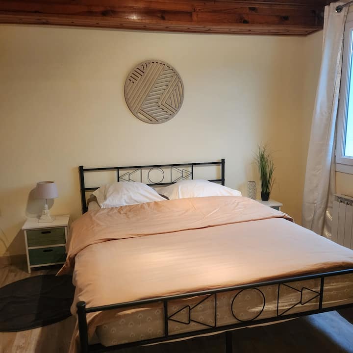 Logement Au Rez-de-chaussée - Alès