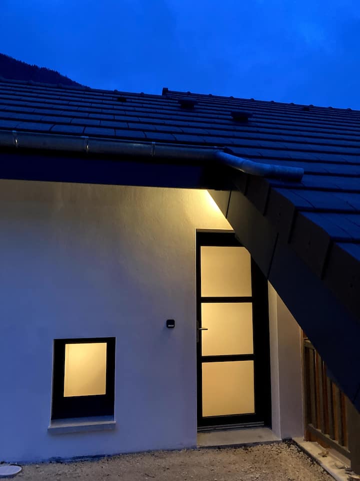 Studio Entre Lac Et Montagne - Lac d'Aiguebelette