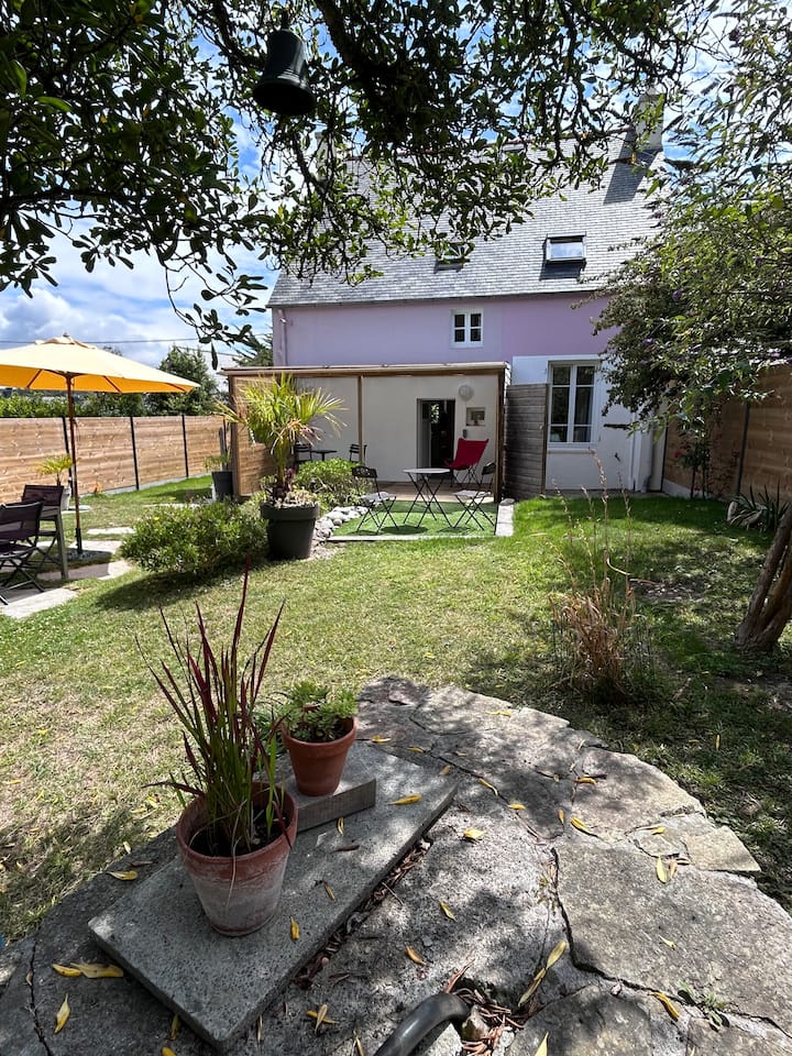 Maison (4/5 P) à 2 Mn à Pied De La Mer
Crozon - Crozon