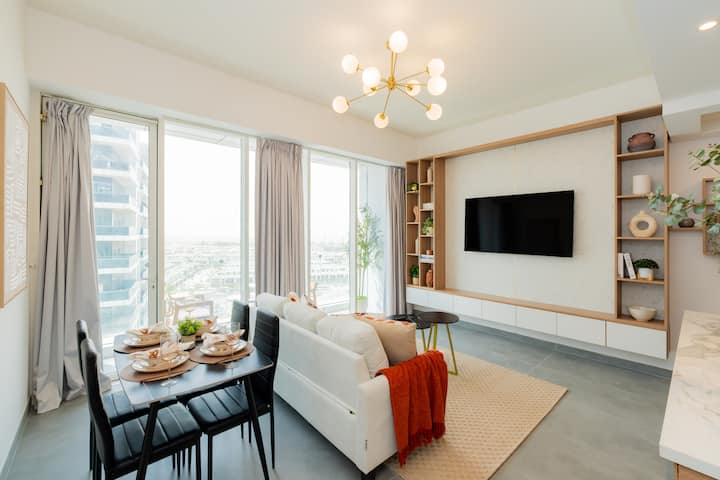 Luxurious 2bhk In (Sports City) - Dubai