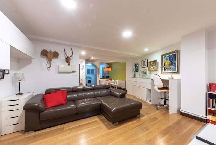 Aston - Ciudad Jardín Con Tranquilidad Y Wifi - Bilbao