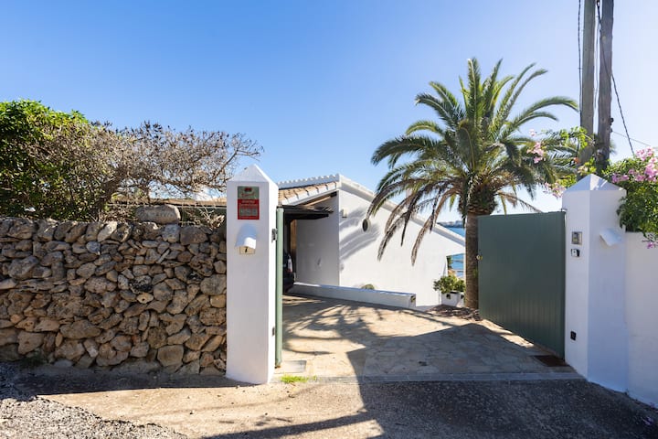 New Villa Primavera Tranquility & Seaview In Mahon - Mahón