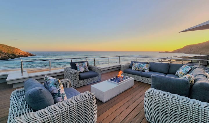 Herolds Bay Seafront Cozy Room | Garden Route - Herolds Bay