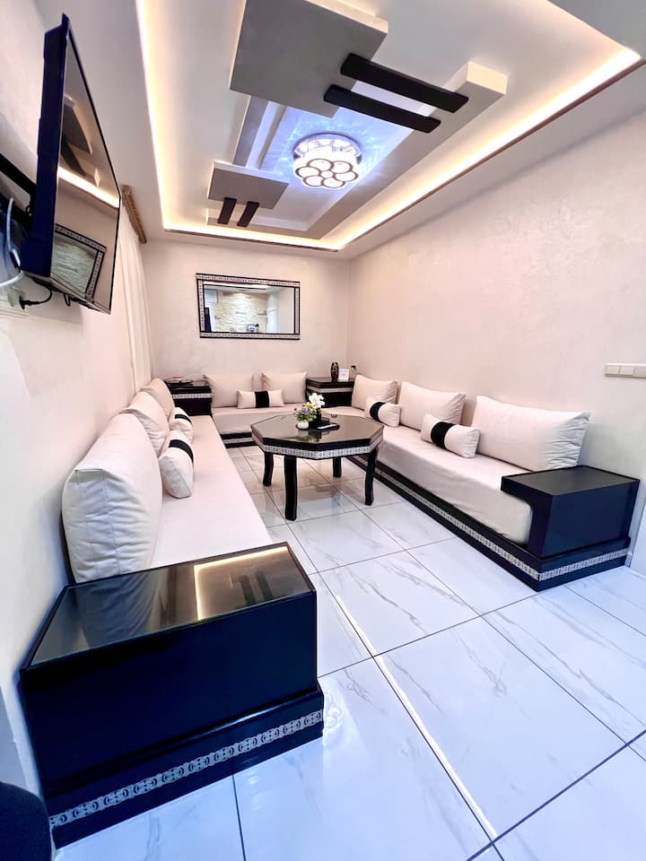 Moderne, Lumineux Et Central Près De La Mer - Martil