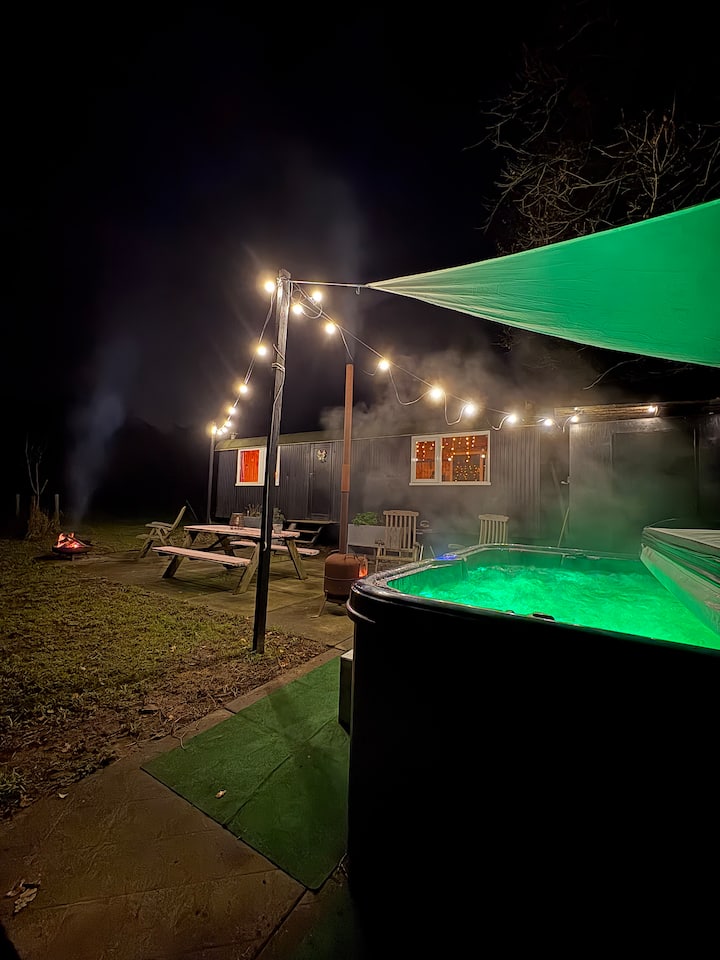 Het Vergeten Weiland | Jacuzzi, Veluwe & Paard - Ede