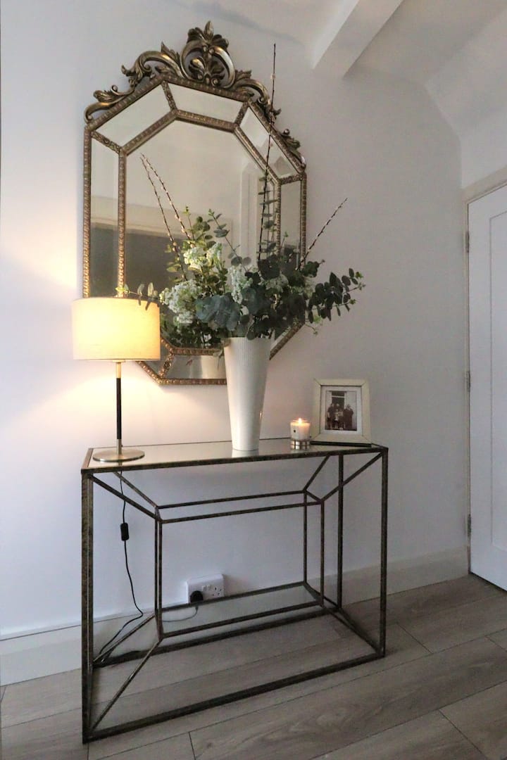 Town Centre Terrace Town House. - Killarney