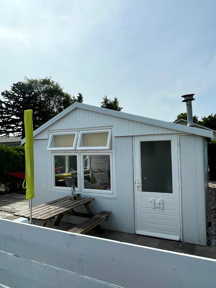 Houten Huisje Aan Zee - Monster