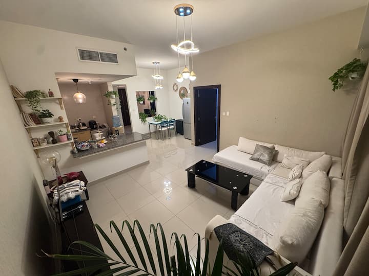 Luxury Comfort Bedroom / Al Reem Island - Émirats arabes unis