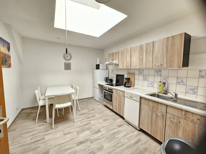 -Mrwohnraum- 3 Zi. Wohnung | 5 Pers. | Dillenburg - Dillenburg