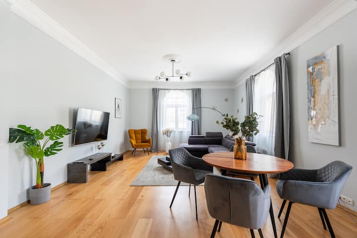 Bright Apt In Historic Building (Mor1) - Praga