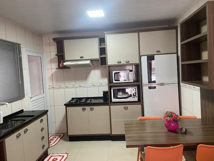 Casa  No Bairro Santo Onofre, Próximo Hu, Uopecan - Cascavel