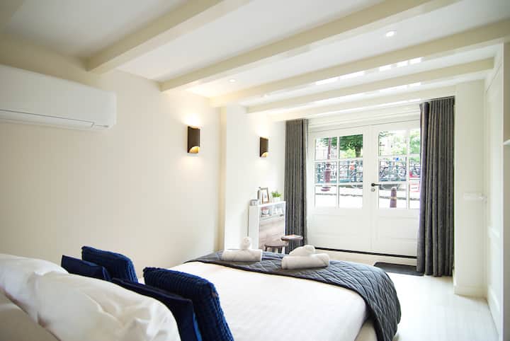 Chic Studio By The Canal - Amsterdam