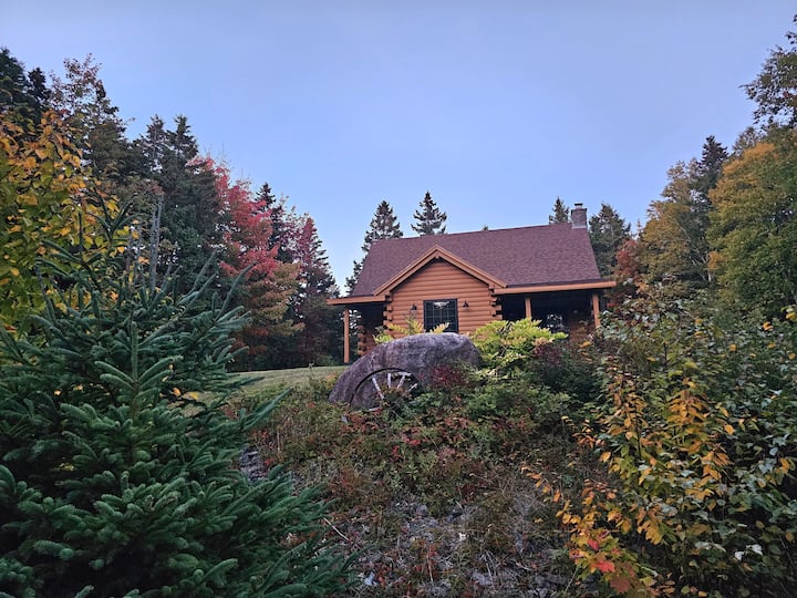 Cozy Cove Chalet - Cape Breton Island