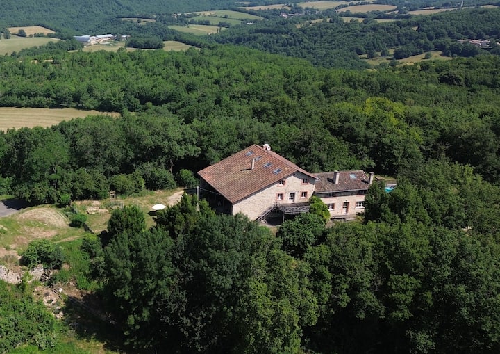 Grands Gîtes Nature Avec Piscine - Penne, Tarn - Francia