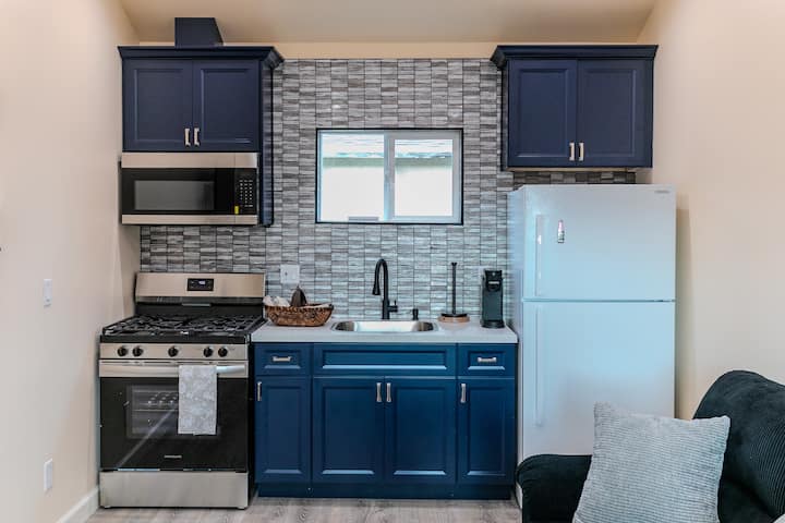 Cozy Modern Guest House In North Oakland - Piedmont, CA