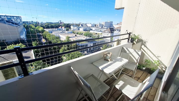 Central Munich – Stunning View & Balcony - Munich
