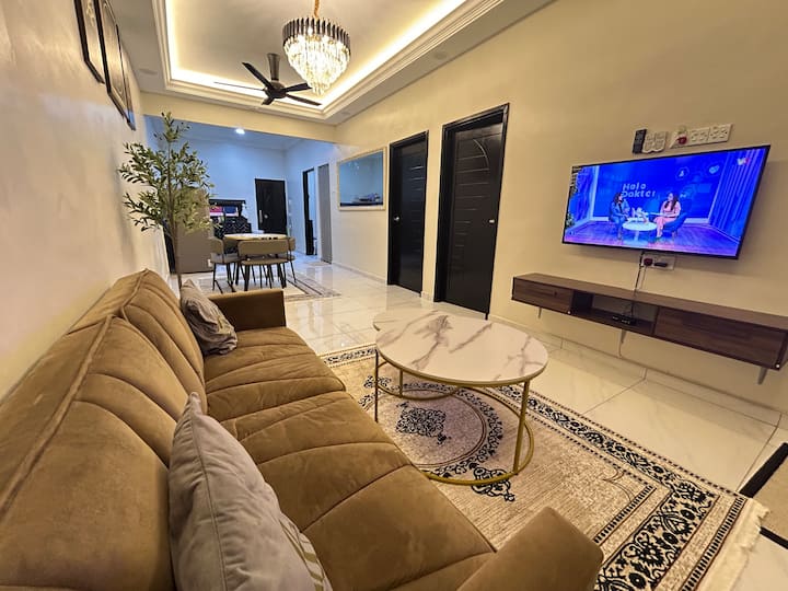 Homestay 3 Bilik Kota Tinggi - Kota Tinggi
