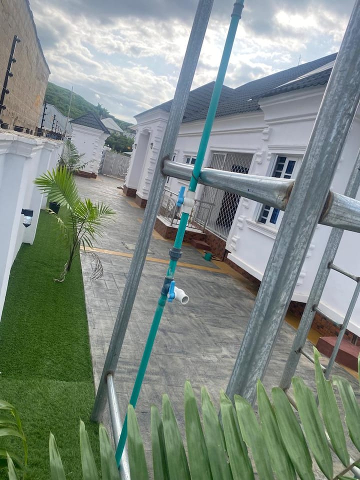 2bed, Solar Powered Modern House. - Nigeria