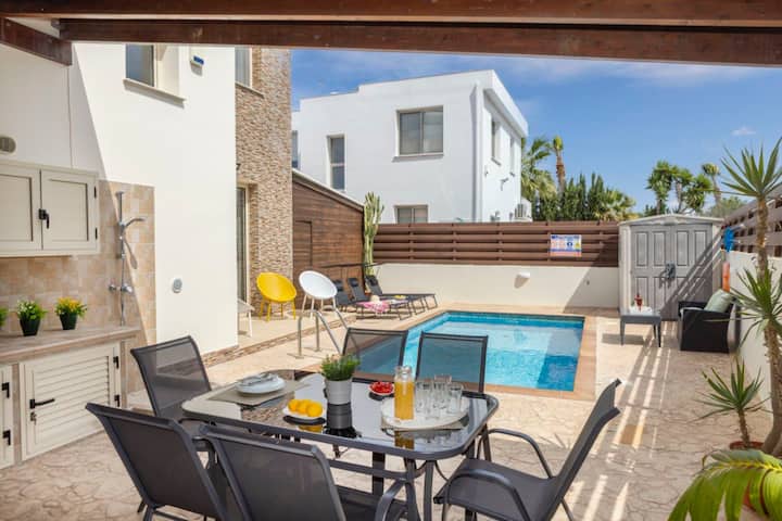 Daffodil  Villa In Pernera - Nissi Beach