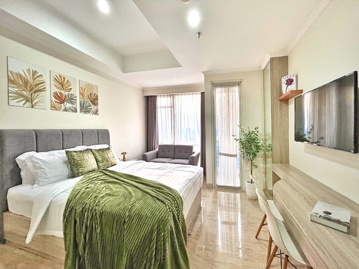 Izola Sanliving. 1br Menteng Near Plaza Indonesia - Jakarta